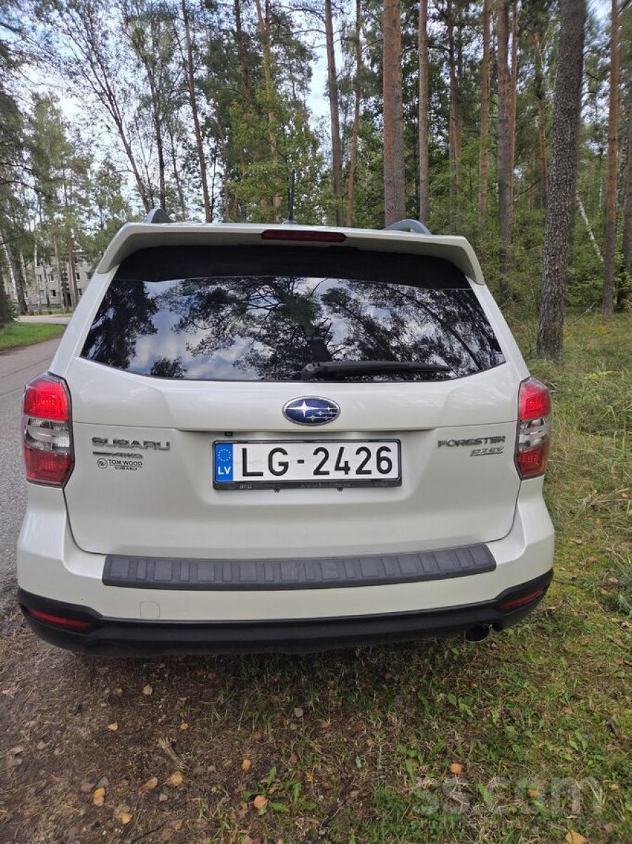 Balts Subaru Forester 2014 Rīga, ar dzinēja tilpumu 2.50 L un nobraukumu 187 tūkst. km par 7999 €, foto 7 vietnē AUTOMOTO.COM.LV
