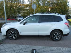 Balts Subaru Forester 2014 Cēsis, ar dzinēja tilpumu 2.00 L un nobraukumu 166 tūkst. km par 12500 €, foto  vietnē AUTOMOTO.COM.LV