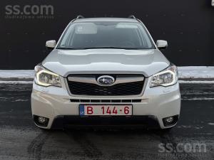 White Subaru Forester 2015 in Jelgava, with an engine capacity of 2.00 L and mileage of 0 thousand km for 8995 €, photo 2 on AUTOMOTO.COM.LV