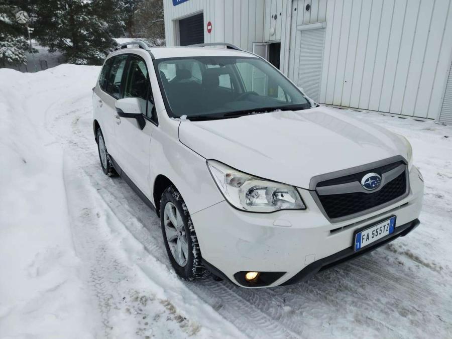 Balts Subaru Forester 2015 Utena, ar dzinēja tilpumu 2.00 L un nobraukumu 184 tūkst. km par 7200 €, foto 2 vietnē AUTOMOTO.COM.LV