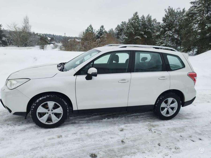 Balts Subaru Forester 2015 Utena, ar dzinēja tilpumu 2.00 L un nobraukumu 184 tūkst. km par 7200 €, foto 7 vietnē AUTOMOTO.COM.LV