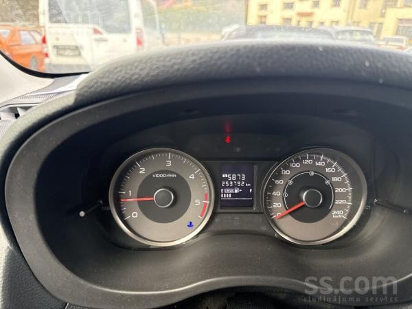 Белый Субару Форестер 2015 в Талси, объемом двигателя 2.00 л и пробегом 254 тыс. км за 5800 €, фото 8 на AUTOMOTO.COM.LV