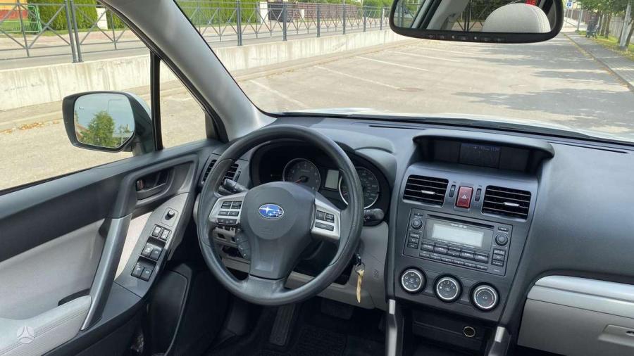 Balts Subaru Forester 2015 Telšiai, ar dzinēja tilpumu 2.50 L un nobraukumu 144 tūkst. km par 8200 €, foto 10 vietnē AUTOMOTO.COM.LV
