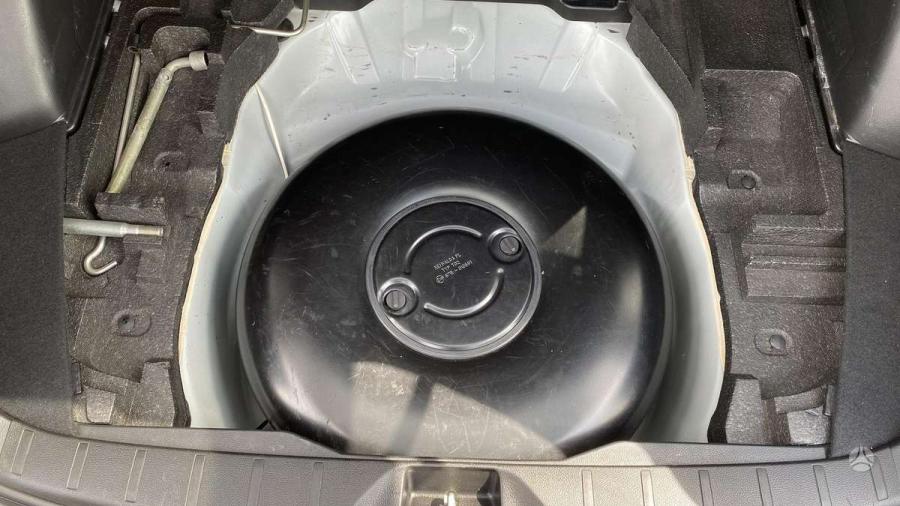 Balts Subaru Forester 2015 Telšiai, ar dzinēja tilpumu 2.50 L un nobraukumu 144 tūkst. km par 8200 €, foto 24 vietnē AUTOMOTO.COM.LV