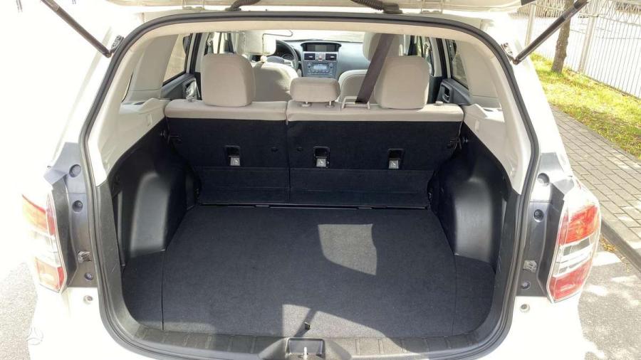 Balts Subaru Forester 2015 Telšiai, ar dzinēja tilpumu 2.50 L un nobraukumu 144 tūkst. km par 8200 €, foto 25 vietnē AUTOMOTO.COM.LV