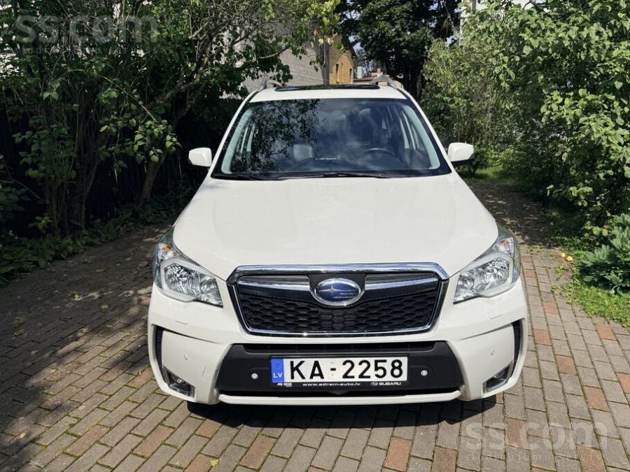 Balts Subaru Forester 2015 Rīga, ar dzinēja tilpumu 2.00 L un nobraukumu 174 tūkst. km par 12500 €, foto 1 vietnē AUTOMOTO.COM.LV