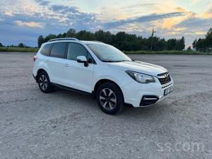White Subaru Forester 2016 in Riga, with an engine capacity of 2.00 L and mileage of 115 thousand km for 13000 €, photo 3 on AUTOMOTO.COM.LV
