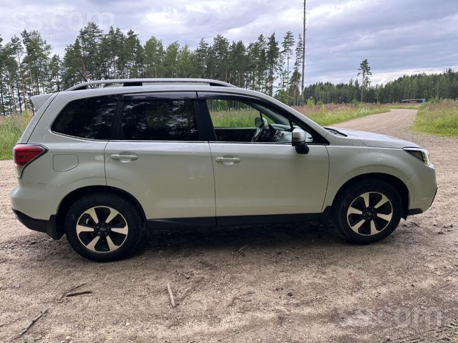 Balts Subaru Forester 2016 Rīga, ar dzinēja tilpumu 2.00 L un nobraukumu 135 tūkst. km par 10200 €, foto 5 vietnē AUTOMOTO.COM.LV