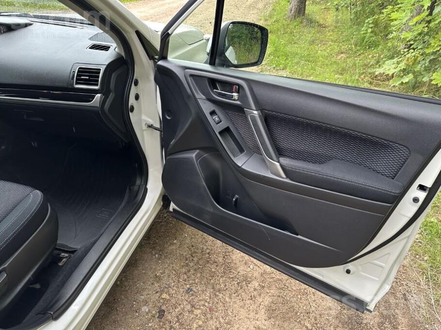Balts Subaru Forester 2016 Rīga, ar dzinēja tilpumu 2.00 L un nobraukumu 135 tūkst. km par 10200 €, foto 16 vietnē AUTOMOTO.COM.LV
