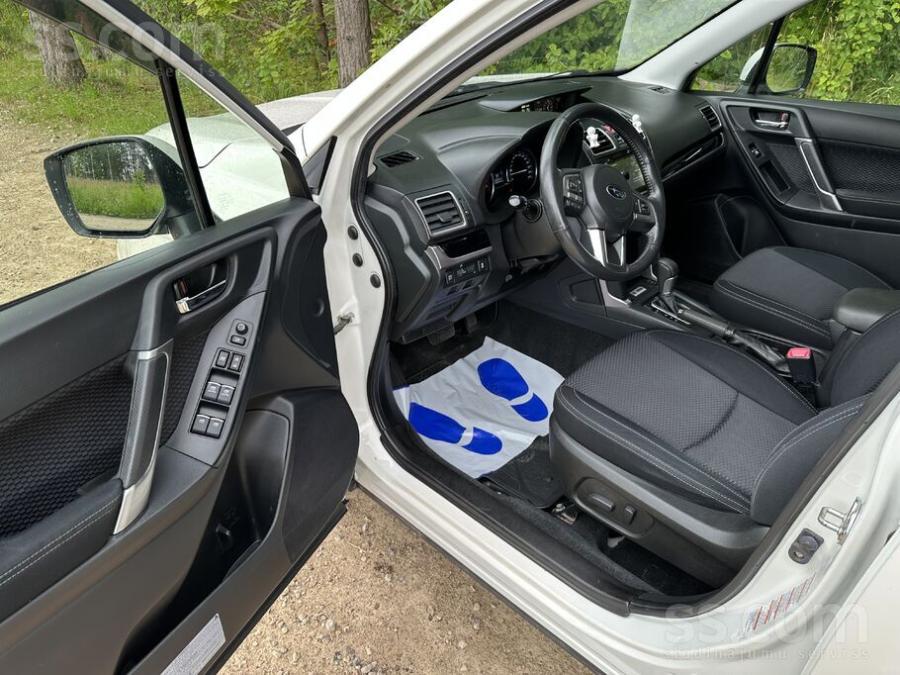 Balts Subaru Forester 2016 Rīga, ar dzinēja tilpumu 2.00 L un nobraukumu 135 tūkst. km par 10200 €, foto 19 vietnē AUTOMOTO.COM.LV