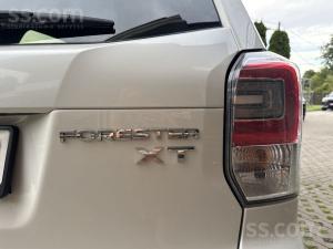 White Subaru Forester 2016 in Riga, with an engine capacity of 2.00 L and mileage of 149 thousand km for 15000 €, photo 6 on AUTOMOTO.COM.LV