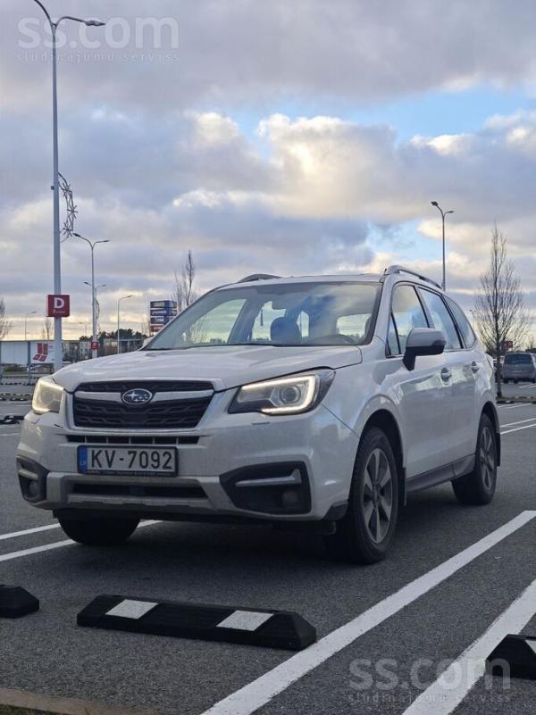 Balts Subaru Forester 2017 Rīga, ar dzinēja tilpumu 2.00 L un nobraukumu 299 tūkst. km par 11000 €, foto 2 vietnē AUTOMOTO.COM.LV