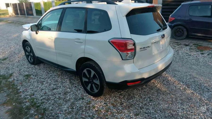 Balts Subaru Forester 2018 Klaipėda, ar dzinēja tilpumu 2.50 L un nobraukumu 250 tūkst. km par 8499 €, foto 8 vietnē AUTOMOTO.COM.LV