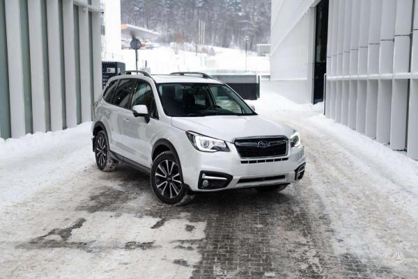 Balts Subaru Forester 2019 Viļņa, ar dzinēja tilpumu 2.00 L un nobraukumu 90 tūkst. km par 19000 €, foto 5 vietnē AUTOMOTO.COM.LV