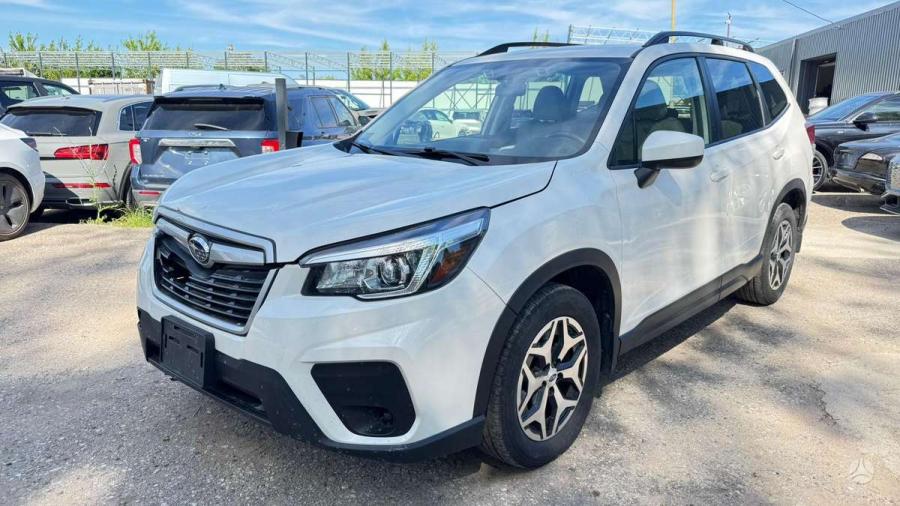 White Subaru Forester 2019 in Ukmerge, with an engine capacity of 2.50 L and mileage of 94 thousand km for 11499 €, photo 1 on AUTOMOTO.COM.LV