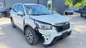 White Subaru Forester 2019 in Ukmerge, with an engine capacity of 2.50 L and mileage of 94 thousand km for 11499 €, photo 8 on AUTOMOTO.COM.LV