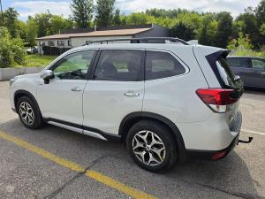 White Subaru Forester 2019 in Vilnius, with an engine capacity of 2.00 L and mileage of 183 thousand km for 16940 €, photo  on AUTOMOTO.COM.LV