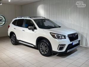 White Subaru Forester 2020 in Kaunas, with an engine capacity of 0.00 L and mileage of 75 thousand km for 28949 €, photo  on AUTOMOTO.COM.LV