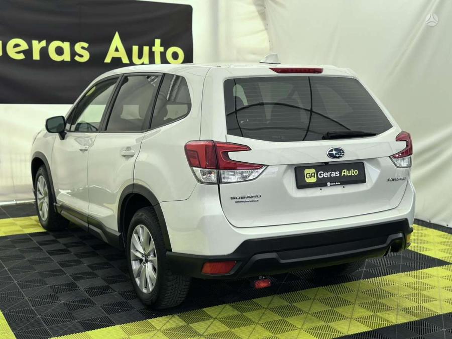 Balts Subaru Forester 2020 Viļņa, ar dzinēja tilpumu 2.50 L un nobraukumu 76 tūkst. km par 17990 €, foto 6 vietnē AUTOMOTO.COM.LV