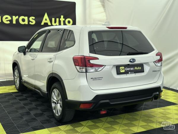 White Subaru Forester 2020 in Avizieniai, with an engine capacity of 2.50 L and mileage of 76 thousand km for 17990 €, photo 6 on AUTOMOTO.COM.LV