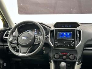 White Subaru Forester 2020 in Vilnius, with an engine capacity of 2.50 L and mileage of 76 thousand km for 14999 €, photo 14 on AUTOMOTO.COM.LV