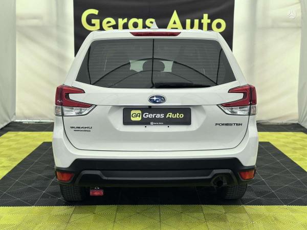 Balts Subaru Forester 2020 Viļņa, ar dzinēja tilpumu 2.50 L un nobraukumu 76 tūkst. km par 14499 €, foto 5 vietnē AUTOMOTO.COM.LV