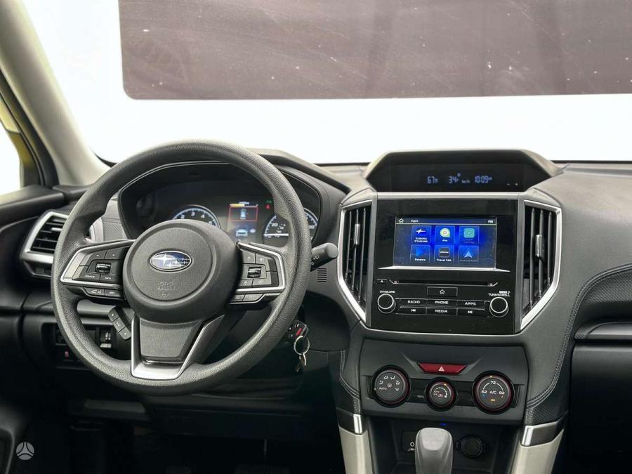 White Subaru Forester 2020 in Vilnius, with an engine capacity of 2.50 L and mileage of 76 thousand km for 14499 €, photo 14 on AUTOMOTO.COM.LV