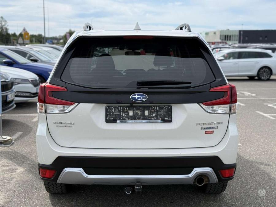 Balts Subaru Forester 2022 Viļņa, ar dzinēja tilpumu 2.00 L un nobraukumu 178 tūkst. km par 18999 €, foto 10 vietnē AUTOMOTO.COM.LV