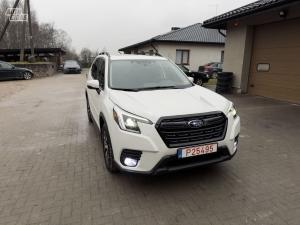 White Subaru Forester 2023 in Radviliskis, with an engine capacity of 2.50 L and mileage of 16 thousand km for 20400 €, photo 13 on AUTOMOTO.COM.LV
