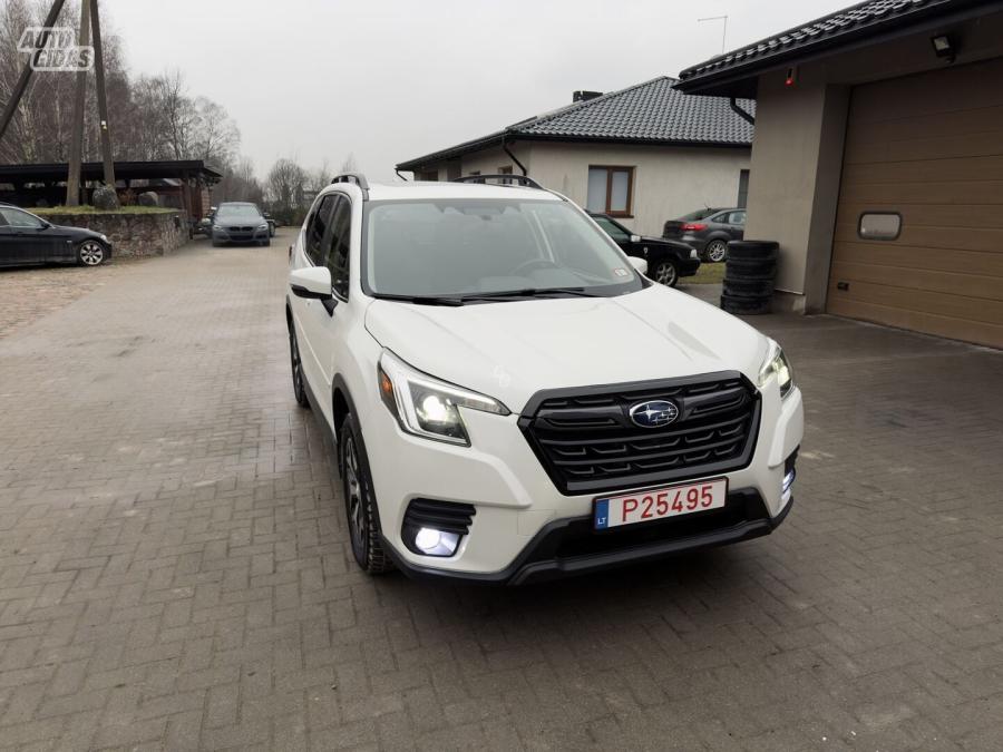 White Subaru Forester 2023 in Radviliskis, with an engine capacity of 2.50 L and mileage of 16 thousand km for 20400 €, photo 13 on AUTOMOTO.COM.LV