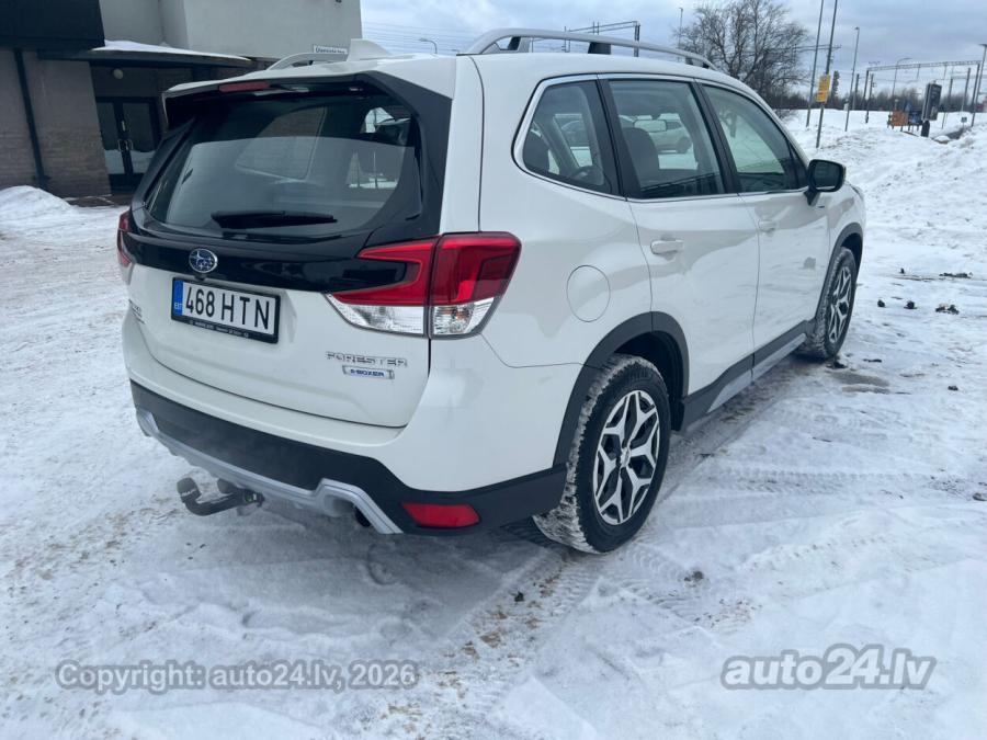 Balts Subaru Forester 2023 Tallina, ar dzinēja tilpumu 2.00 L un nobraukumu 104 tūkst. km par 22500 €, foto 4 vietnē AUTOMOTO.COM.LV