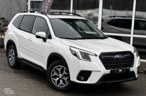 White Subaru Forester 2023 in Radviliskis, with an engine capacity of 2.50 L and mileage of 16 thousand km for 20250 €, photo 2 on AUTOMOTO.COM.LV