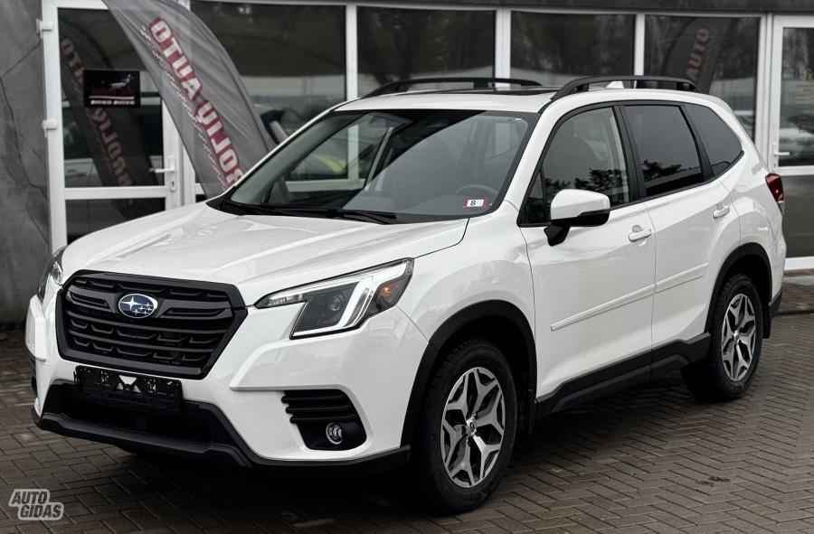 White Subaru Forester 2023 in Radviliskis, with an engine capacity of 2.50 L and mileage of 16 thousand km for 20250 €, photo 3 on AUTOMOTO.COM.LV
