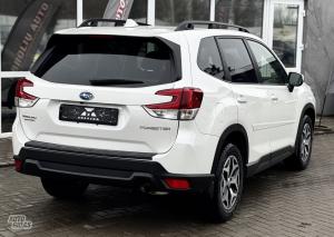 White Subaru Forester 2023 in Radviliskis, with an engine capacity of 2.50 L and mileage of 16 thousand km for 20250 €, photo 12 on AUTOMOTO.COM.LV