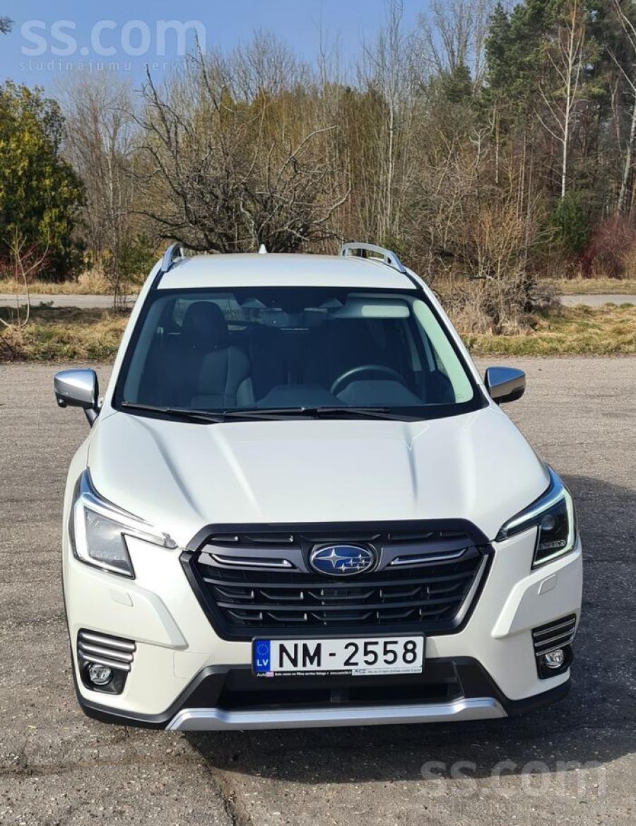 Balts Subaru Forester 2023 Tukums, ar dzinēja tilpumu 2.00 L un nobraukumu 34 tūkst. km par 30900 €, foto 1 vietnē AUTOMOTO.COM.LV