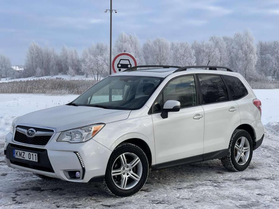 White Subaru Forester 2014 in Radviliskis, with an engine capacity of 2.50 L and mileage of 278 thousand km for 7800 €, photo 5 on AUTOMOTO.COM.LV