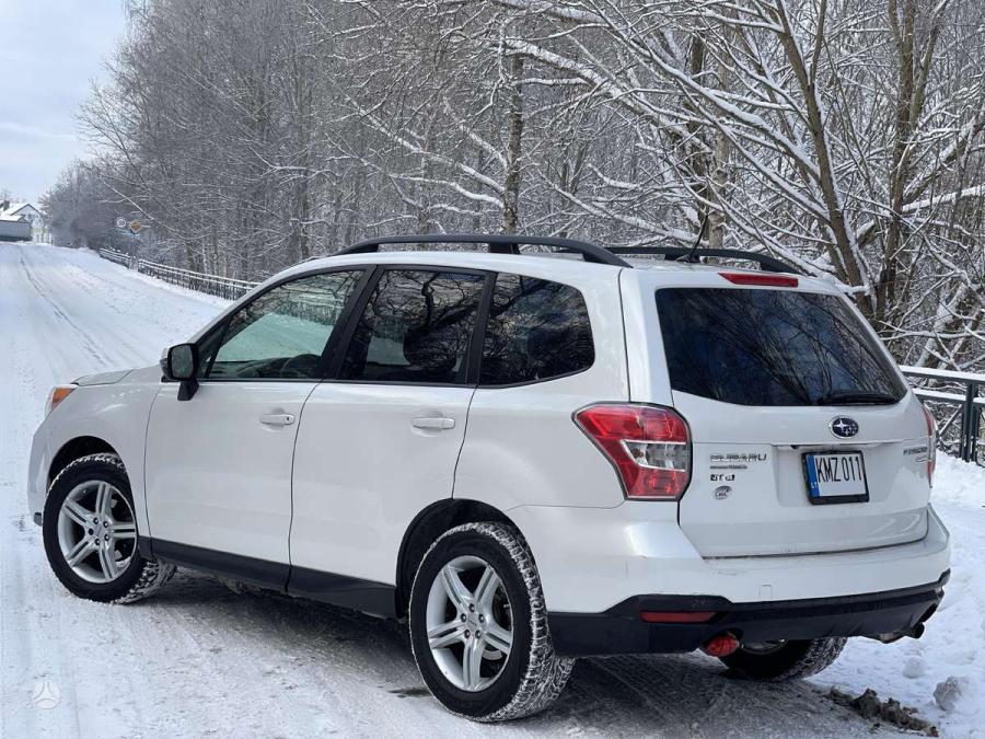 White Subaru Forester 2014 in Radviliskis, with an engine capacity of 2.50 L and mileage of 278 thousand km for 7800 €, photo 8 on AUTOMOTO.COM.LV