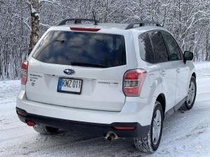 White Subaru Forester 2014 in Radviliskis, with an engine capacity of 2.50 L and mileage of 278 thousand km for 7800 €, photo 10 on AUTOMOTO.COM.LV