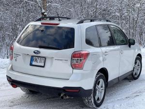 White Subaru Forester 2014 in Radviliskis, with an engine capacity of 2.50 L and mileage of 278 thousand km for 7800 €, photo 11 on AUTOMOTO.COM.LV