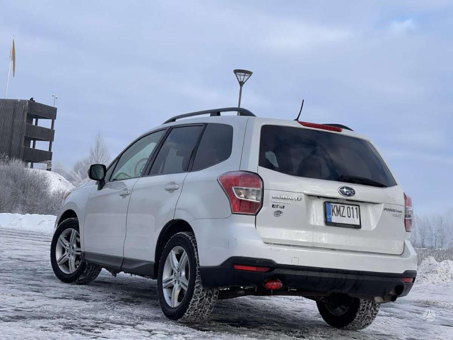 White Subaru Forester 2014 in Radviliskis, with an engine capacity of 2.50 L and mileage of 278 thousand km for 7800 €, photo 13 on AUTOMOTO.COM.LV