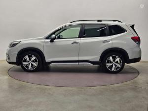 Balts Subaru Forester 2019 Panevēža, ar dzinēja tilpumu 2.00 L un nobraukumu 118 tūkst. km par 19990 €, foto 5 vietnē AUTOMOTO.COM.LV