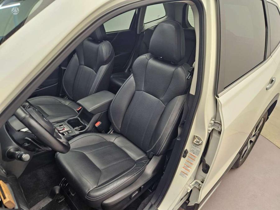 Balts Subaru Forester 2019 Panevēža, ar dzinēja tilpumu 2.00 L un nobraukumu 118 tūkst. km par 19990 €, foto 10 vietnē AUTOMOTO.COM.LV