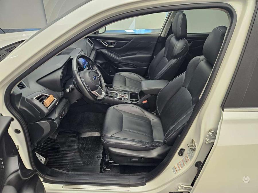 Balts Subaru Forester 2019 Panevēža, ar dzinēja tilpumu 2.00 L un nobraukumu 118 tūkst. km par 19990 €, foto 15 vietnē AUTOMOTO.COM.LV