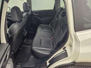 Balts Subaru Forester 2019 Panevēža, ar dzinēja tilpumu 2.00 L un nobraukumu 118 tūkst. km par 19990 €, foto 16 vietnē AUTOMOTO.COM.LV