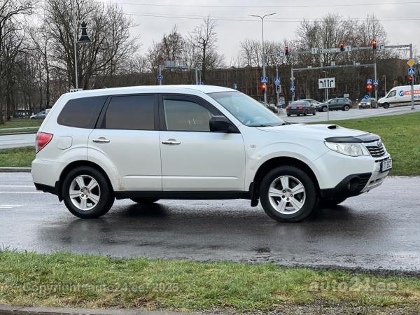 Balts Subaru Forester 2010 Narva, ar dzinēja tilpumu 2.00 L un nobraukumu 277 tūkst. km par 2999 €, foto 11 vietnē AUTOMOTO.COM.LV