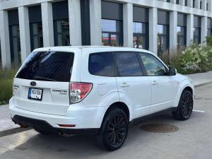 Balts Subaru Forester 2010 Viļņa, ar dzinēja tilpumu 2.50 L un nobraukumu 132 tūkst. km par 3250 €, foto 4 vietnē AUTOMOTO.COM.LV
