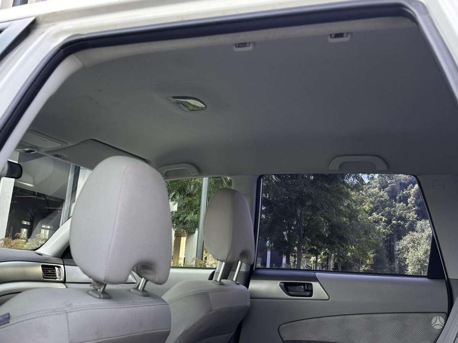 Balts Subaru Forester 2010 Viļņa, ar dzinēja tilpumu 2.50 L un nobraukumu 132 tūkst. km par 3250 €, foto 10 vietnē AUTOMOTO.COM.LV