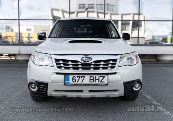 Субару Форестер 2011 в Таллин на AUTOMOTO.COM.LV Белый Субару Форестер 2011 в Таллин, объемом двигателя 2.00 л и пробегом 255 тыс. км за 2999 €, фото 3 на AUTOMOTO.COM.LV