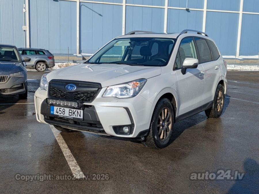 White Subaru Forester 2013 in Tallinn, with an engine capacity of 2.00 L and mileage of 277 thousand km for 10500 €, photo 4 on AUTOMOTO.COM.LV