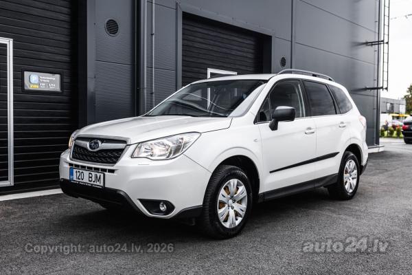 White Subaru Forester 2013 in Tallinn, with an engine capacity of 2.00 L and mileage of 329 thousand km for 6800 €, photo 1 on AUTOMOTO.COM.LV